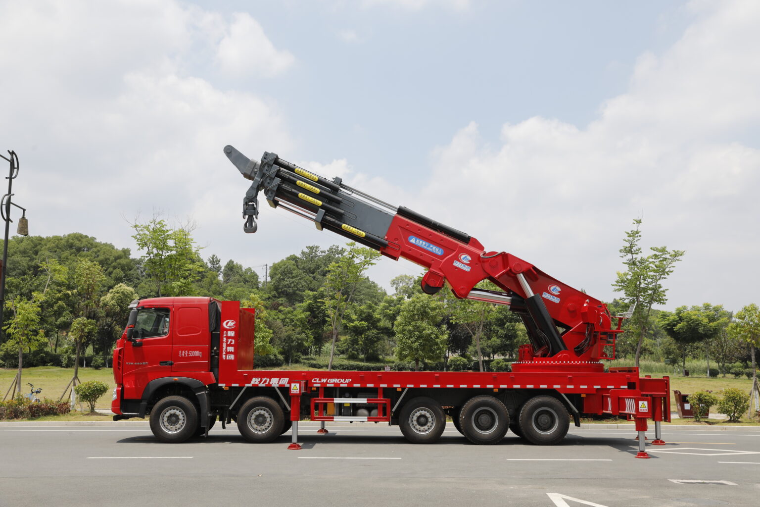 Tipper Trucks: Types, Uses, Brands & Models In 2025