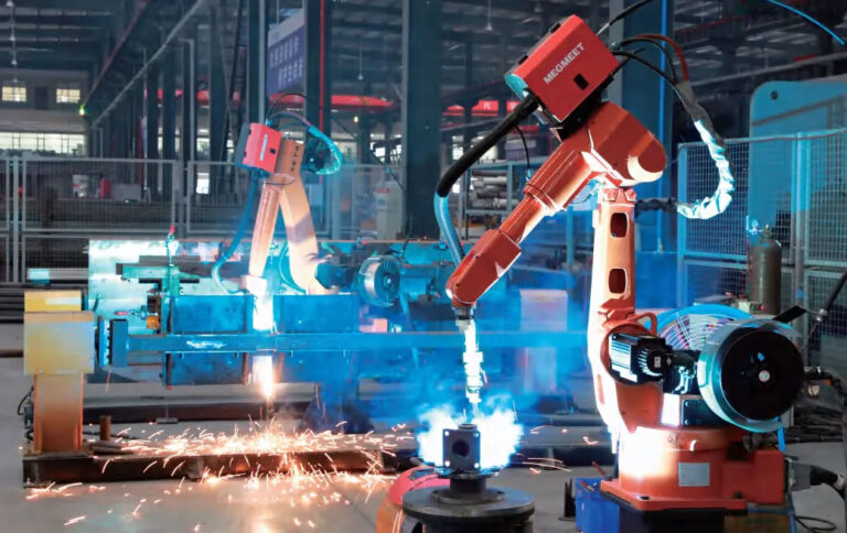 Wrecker Vs. Rotator: What's The Difference?